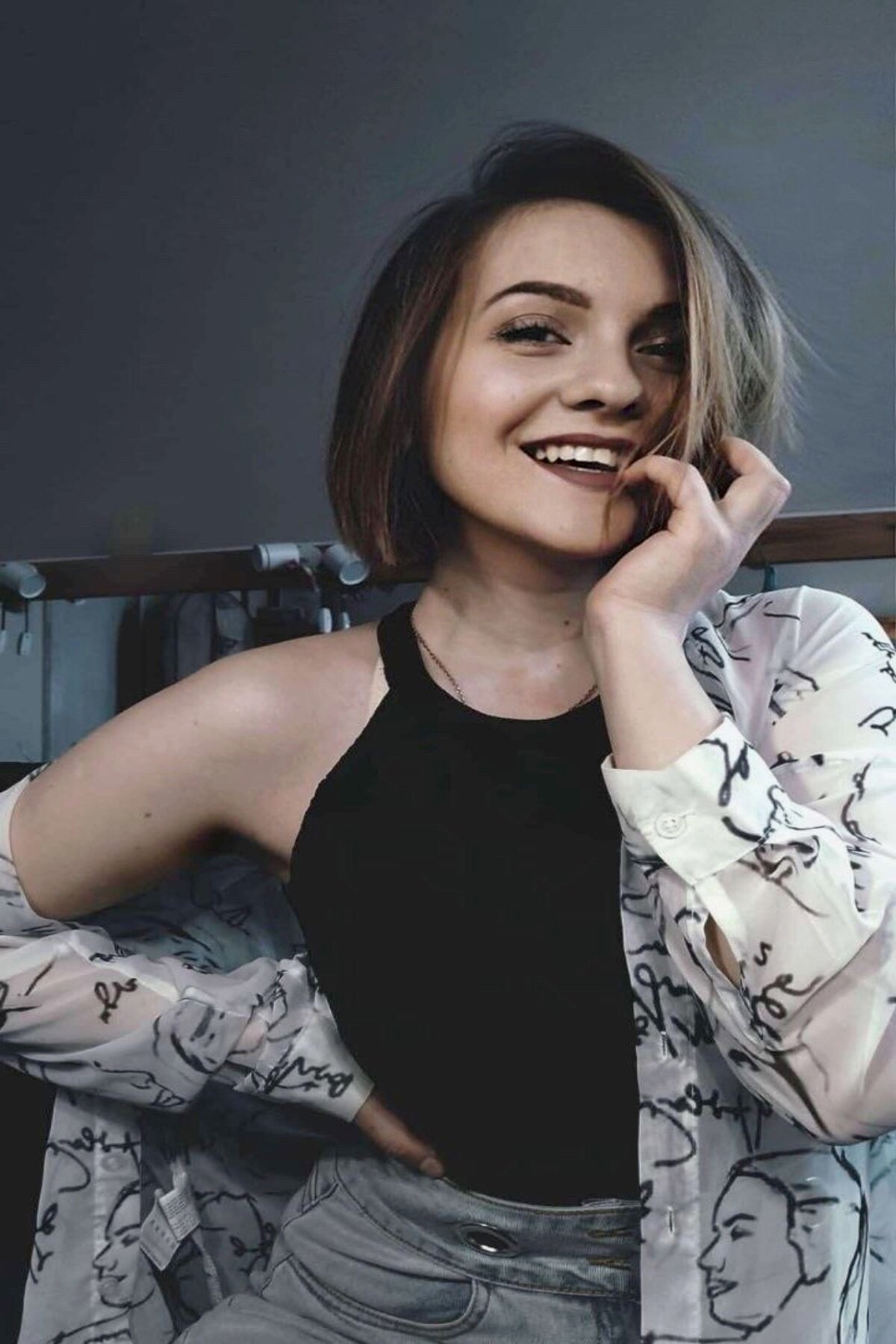 Date Ukrainian Women Angela, age 26 with ID: 1397155