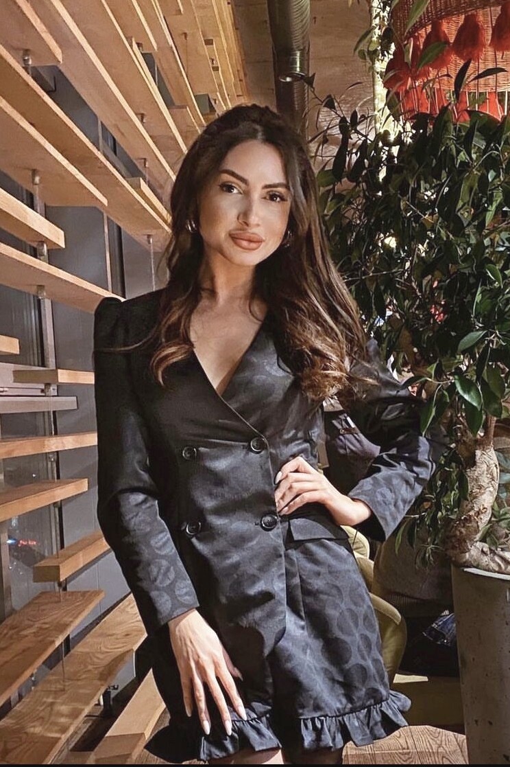 Date Ukrainian Women Vitaliya, age 30 with ID: 1400011