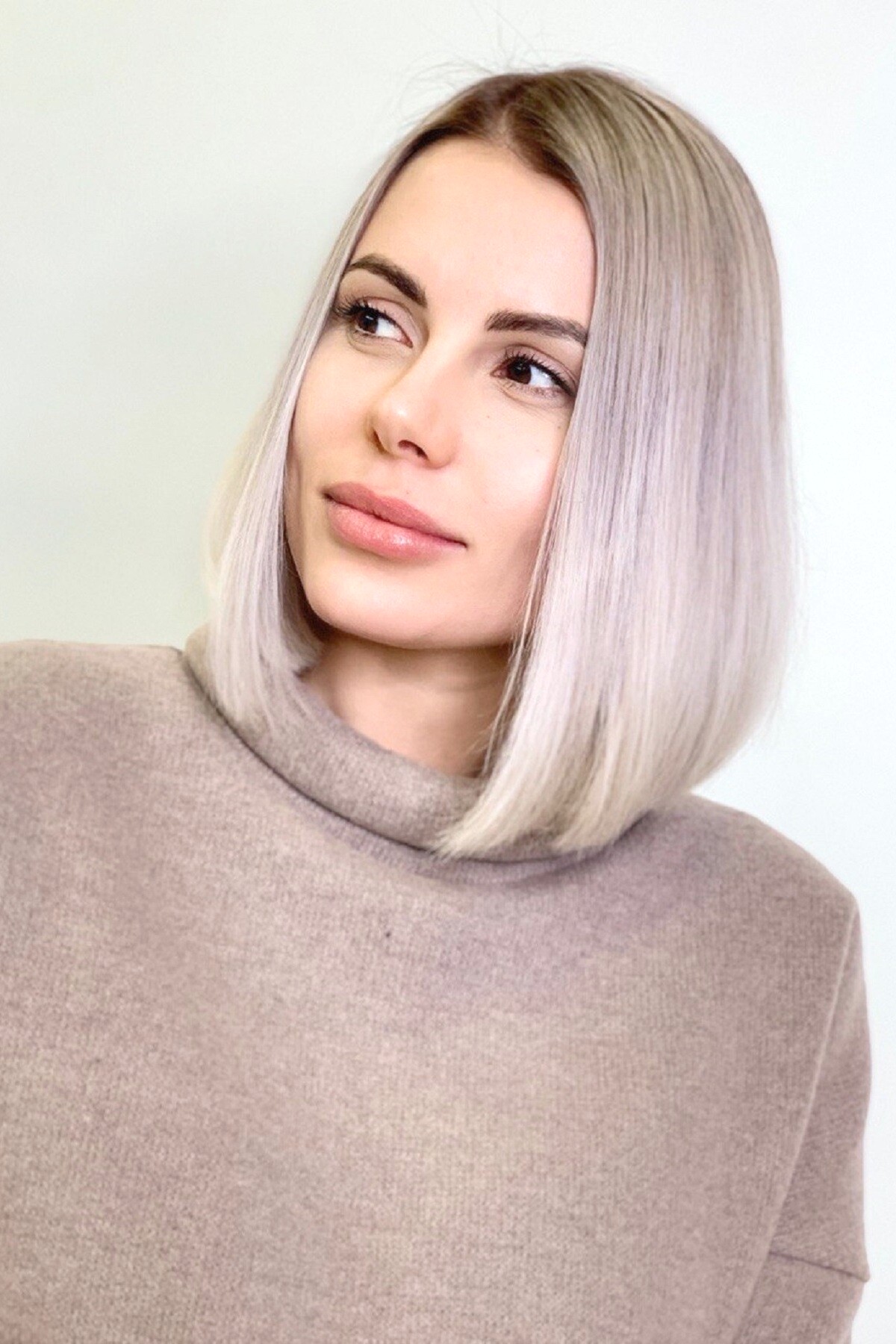 Date Ukrainian Women Alina, age 31 with ID: 1405917