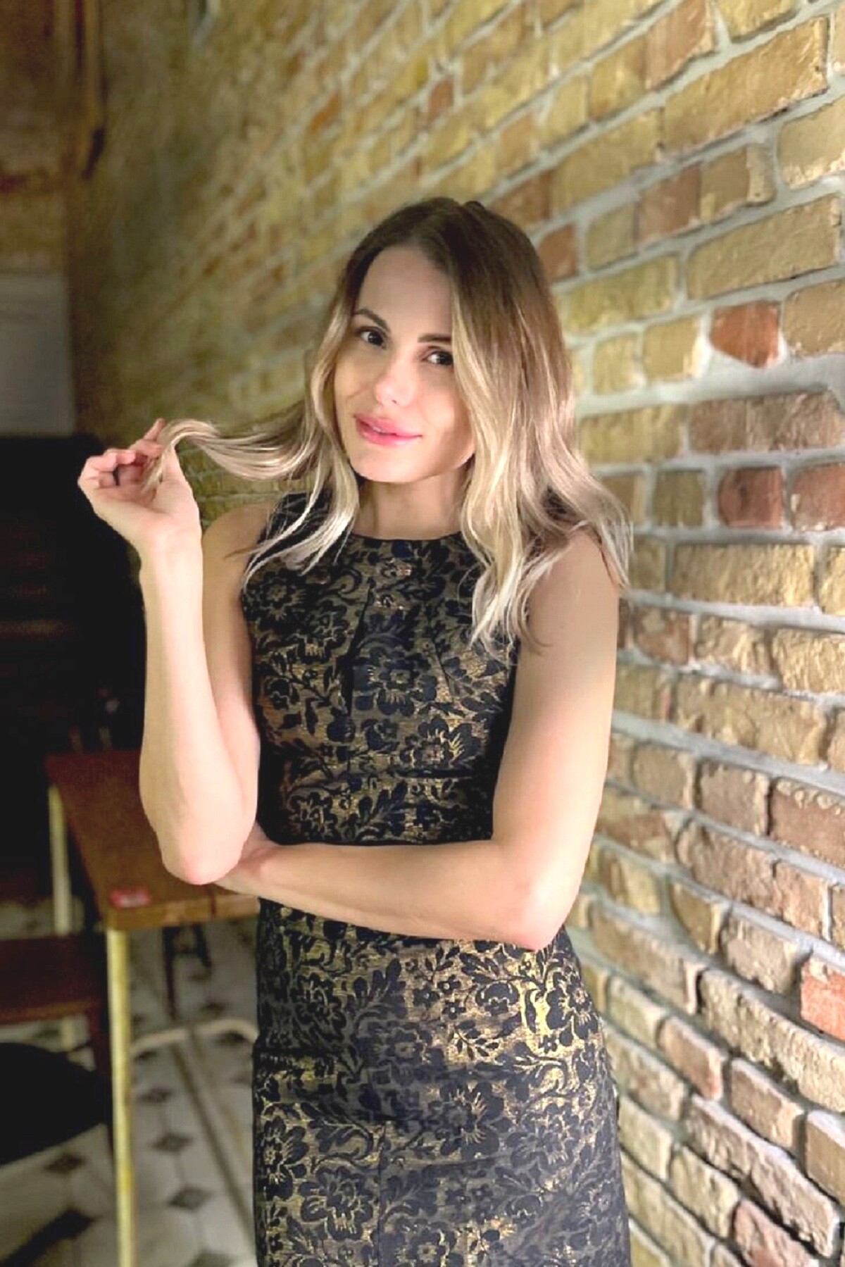 Date Ukrainian Women Alina, age 31 with ID: 1405917