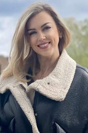 Date Ukrainian Women Elena, age 48 with ID: 1700766