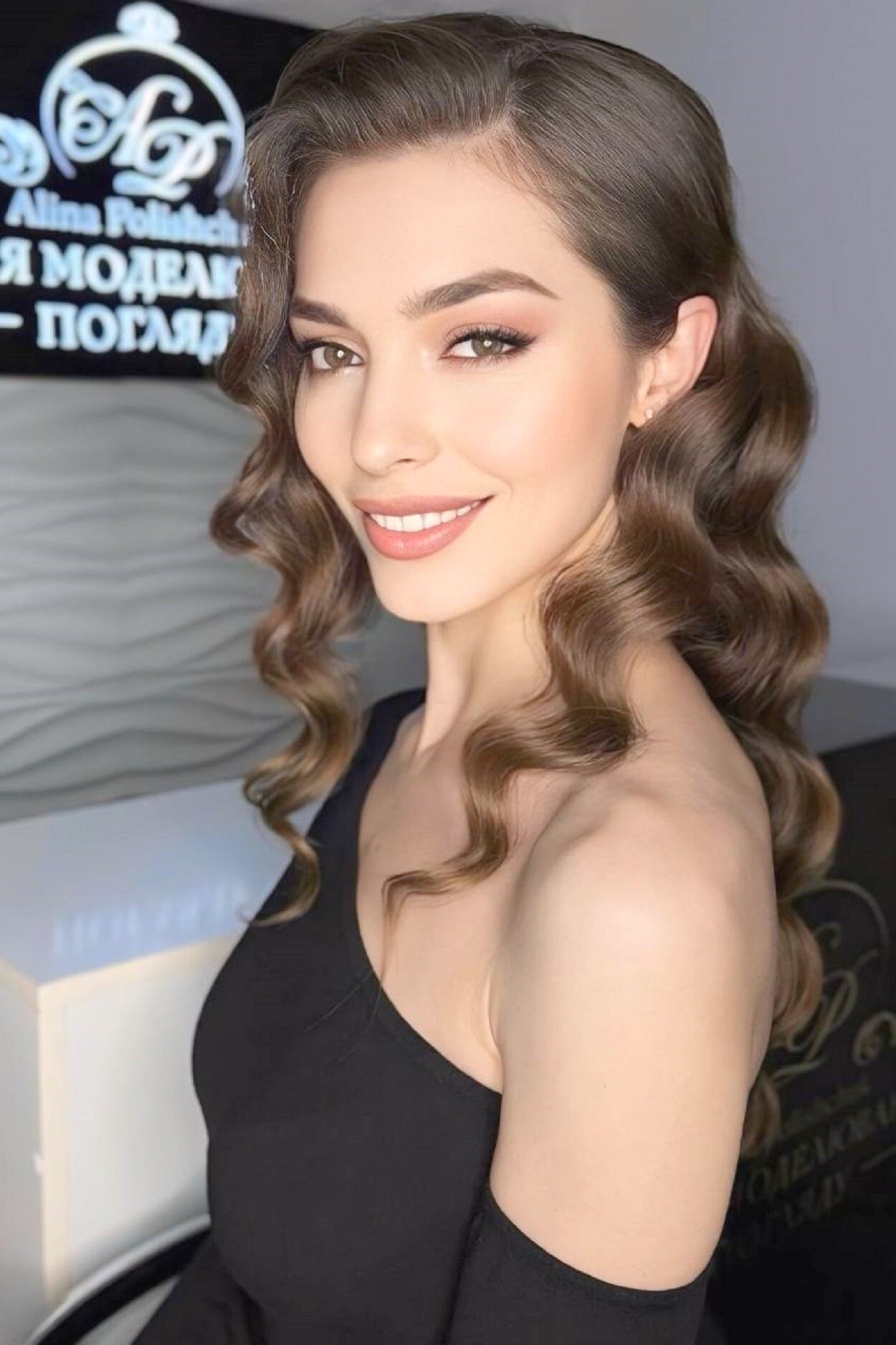 Date Ukrainian Women Alina, age 39 with ID: 1709745